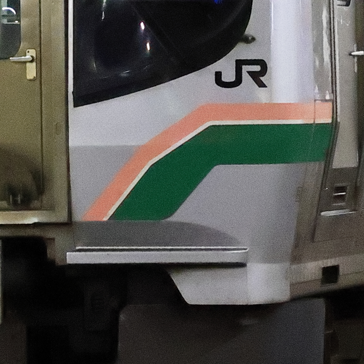 EOS-1DXMarkⅢとEOS-1DXMarkⅡの高感度性能チェック: うっかり鉄の本棚（旧うっかり鉄の鉄道風景写真撮影記）